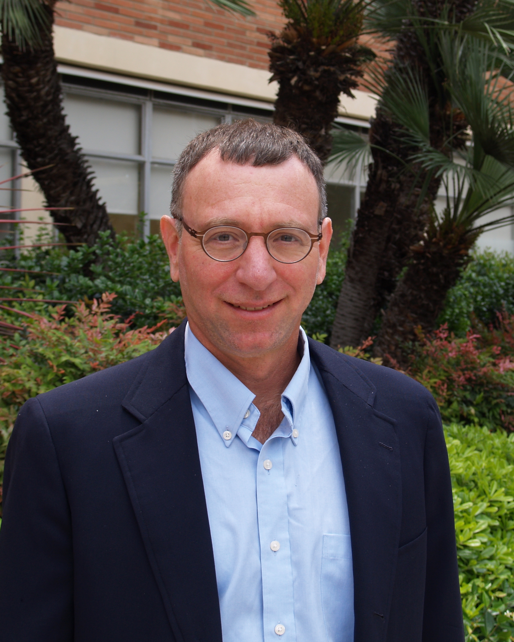 Daniel Blumstein — Institute of the Environment and Sustainability at UCLA
